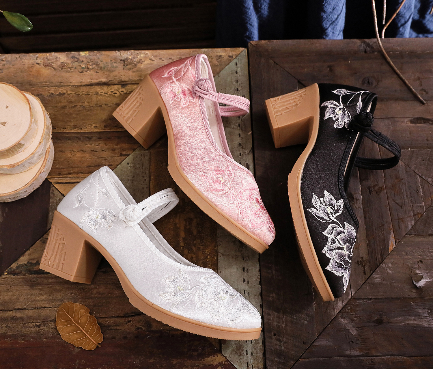Traditional Chinese Floral Embroidered High Heels – YiQ Creations